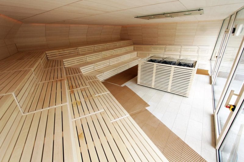 Auster Sport- und Wellnessbad Eggenberg - Filmcommission Graz